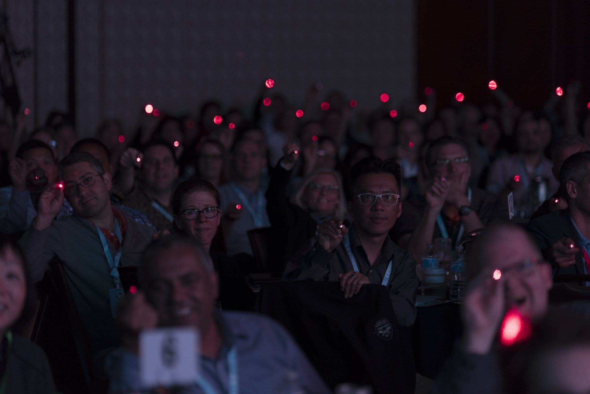 10 Tips to Capture Great Indoor Event Photos